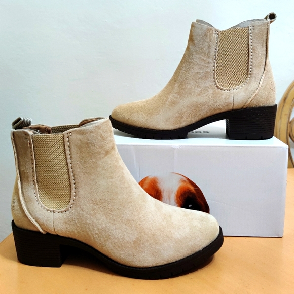 Hush Puppies | Shoes | Hush Puppies Hadley Chelsea Boot | Poshmark
